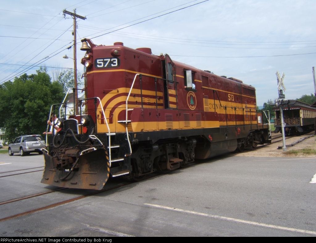 Conway Scenic RR #573 has arrived
